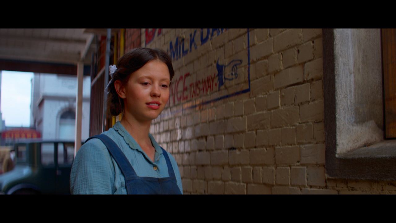 mpv shot Pearl 2022 2160p UHD BDREMUX DV HDR HEVC Нечипорук 00 14 20 0004 — Postimages