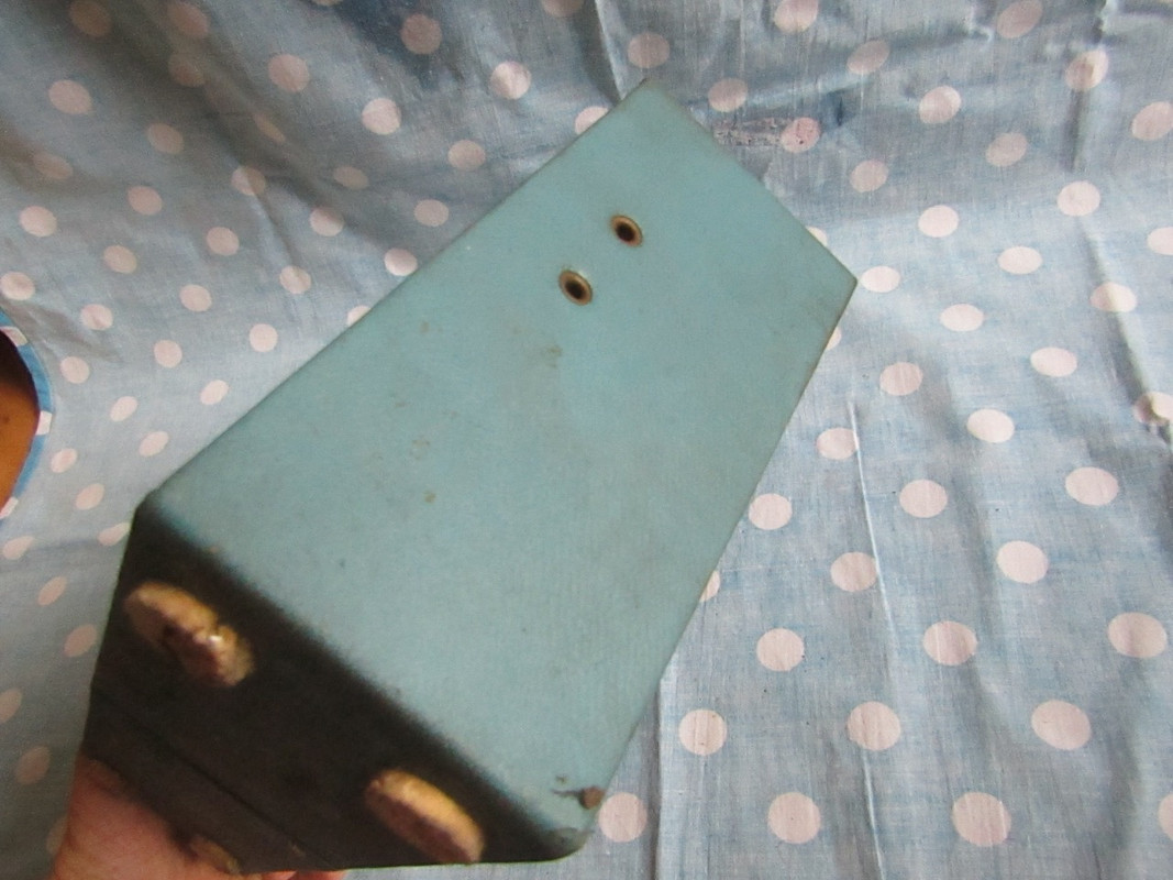 IMG 2004 — Postimages