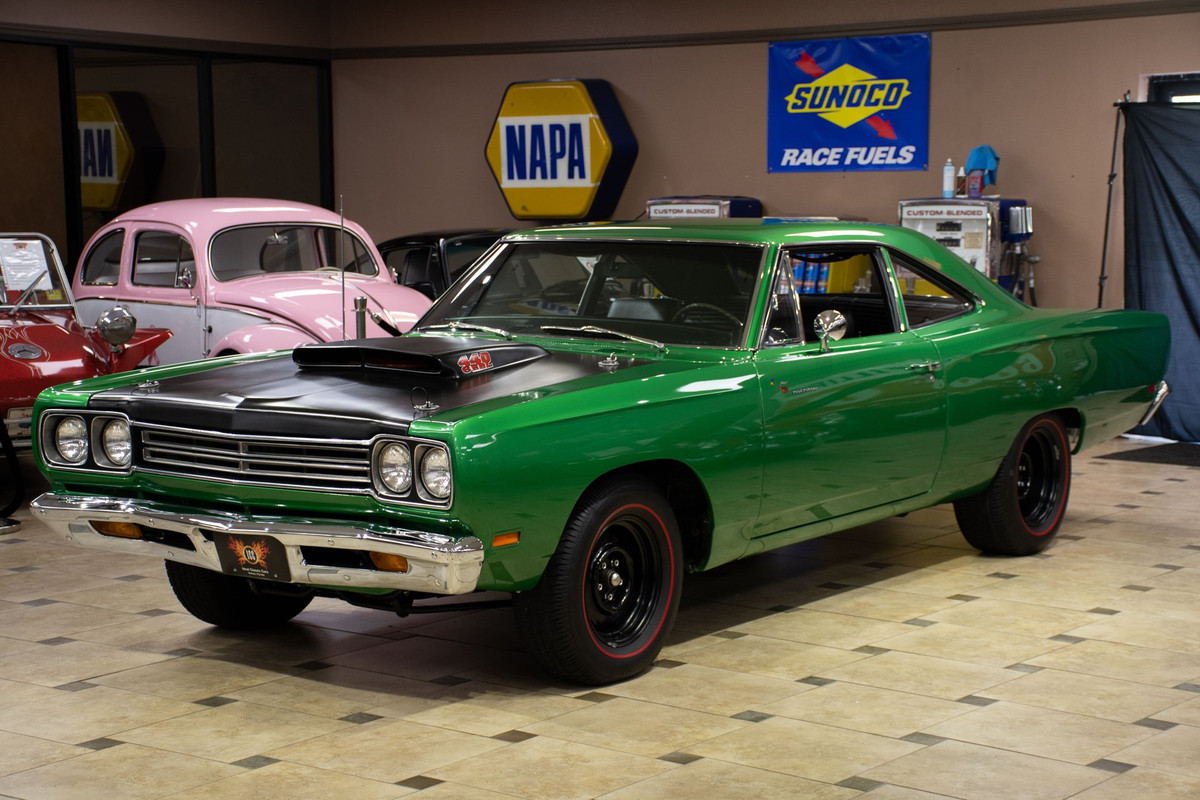 1969 plymouth road runner a12 — Postimages