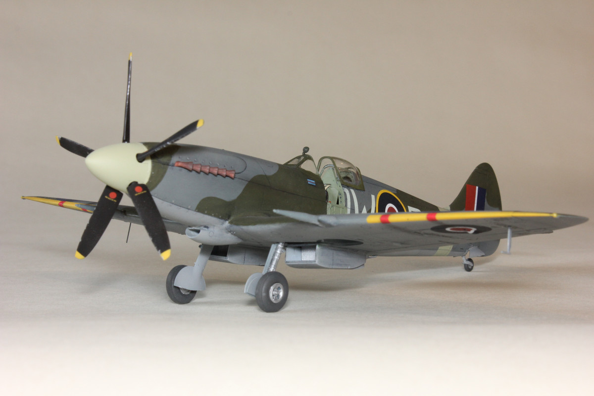 1/48 High back Spitfire Mk XIV Eduard and Airfix - Ready for Inspection ...