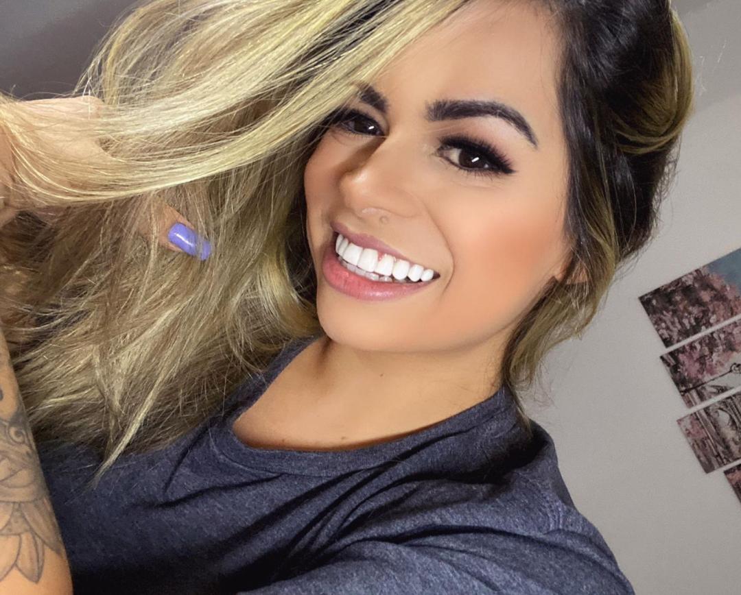 Camila 80738702031 de Miami — Postimages