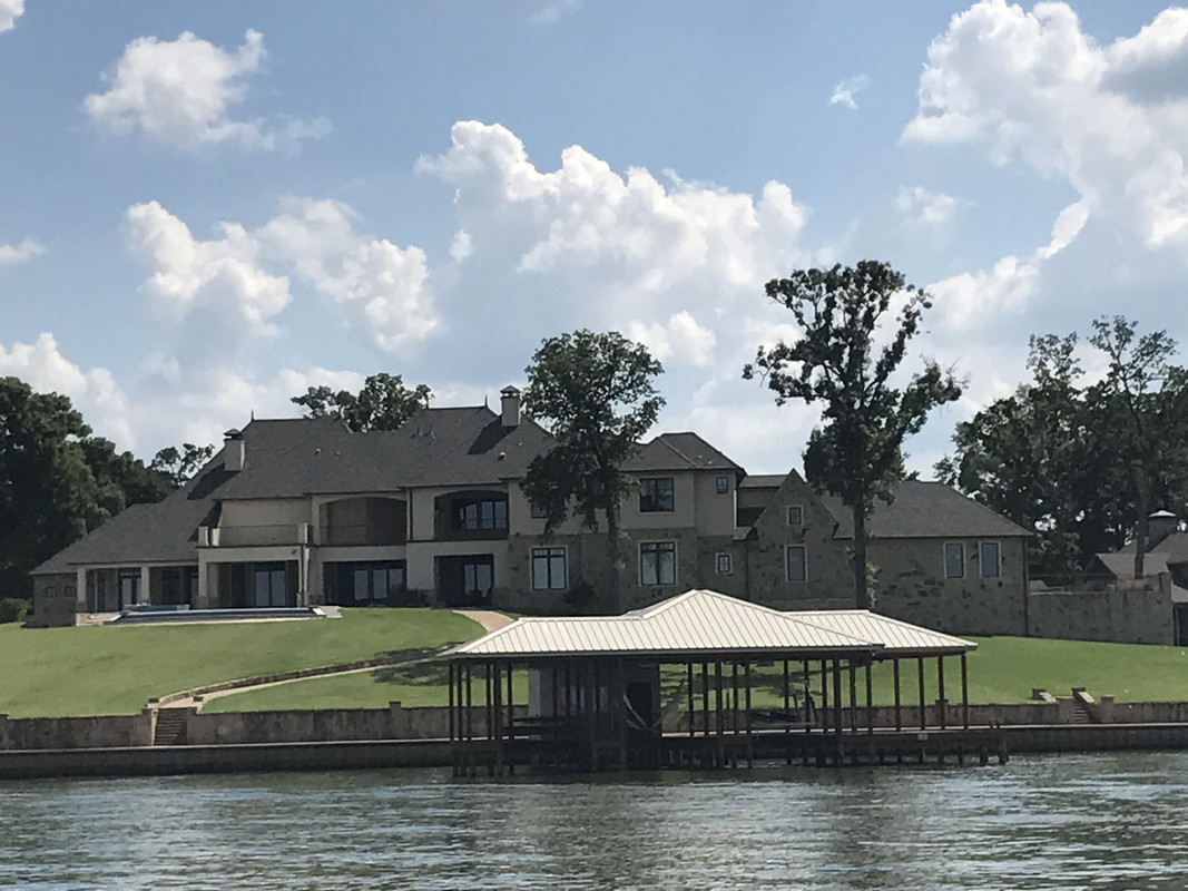 B73 C97 C5 2928 49 BE B33 B 460 FB041687 E — Postimages