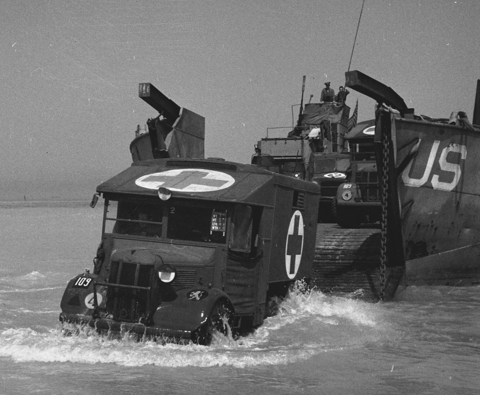 Austin K2 Y ambulance of Princess Irene brigade — Postimages