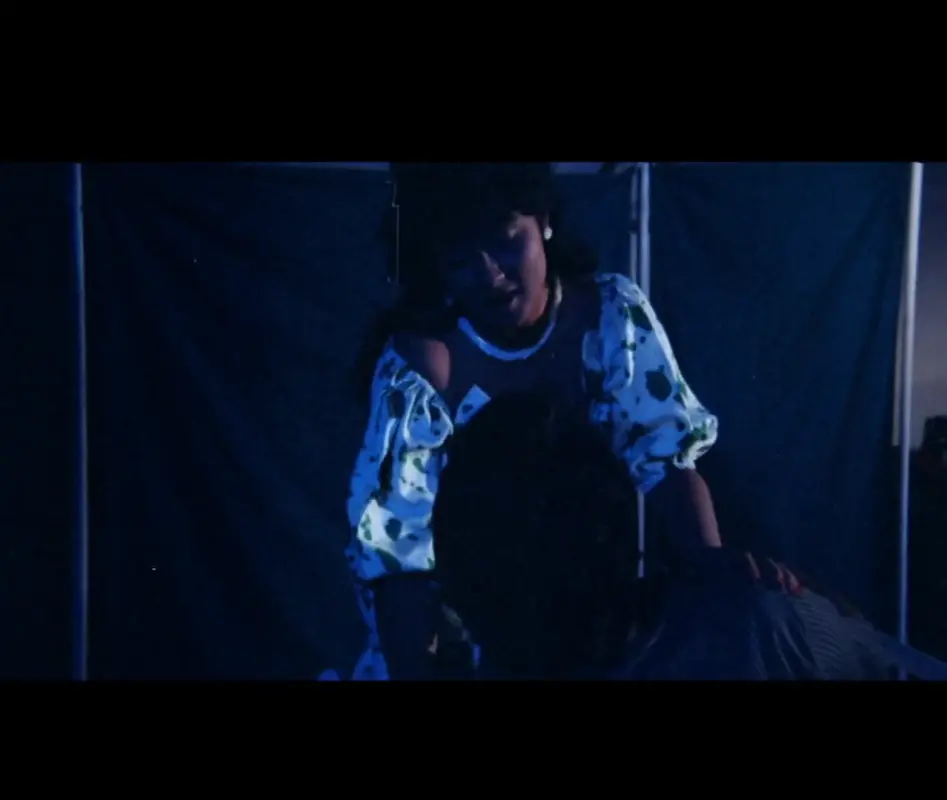 f 221 — Postimages