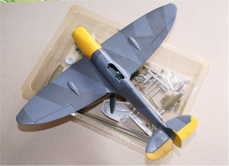 Spitfire Mk.V mit DB605A | captured by Luftwaffe | 1/48 Fujimi (a scary ...