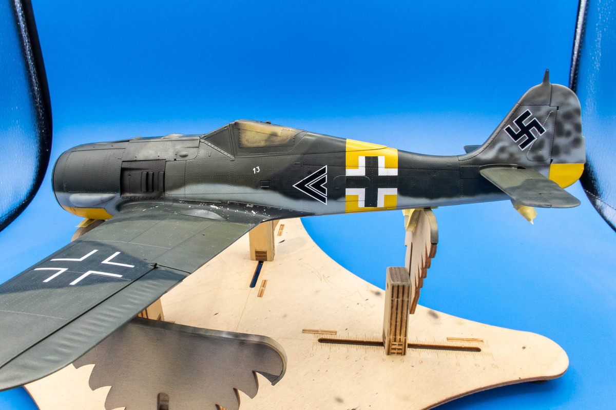 Border 1/35 Fw 190A-6 Nowotny Double Chevron - Page 10 - Works in ...