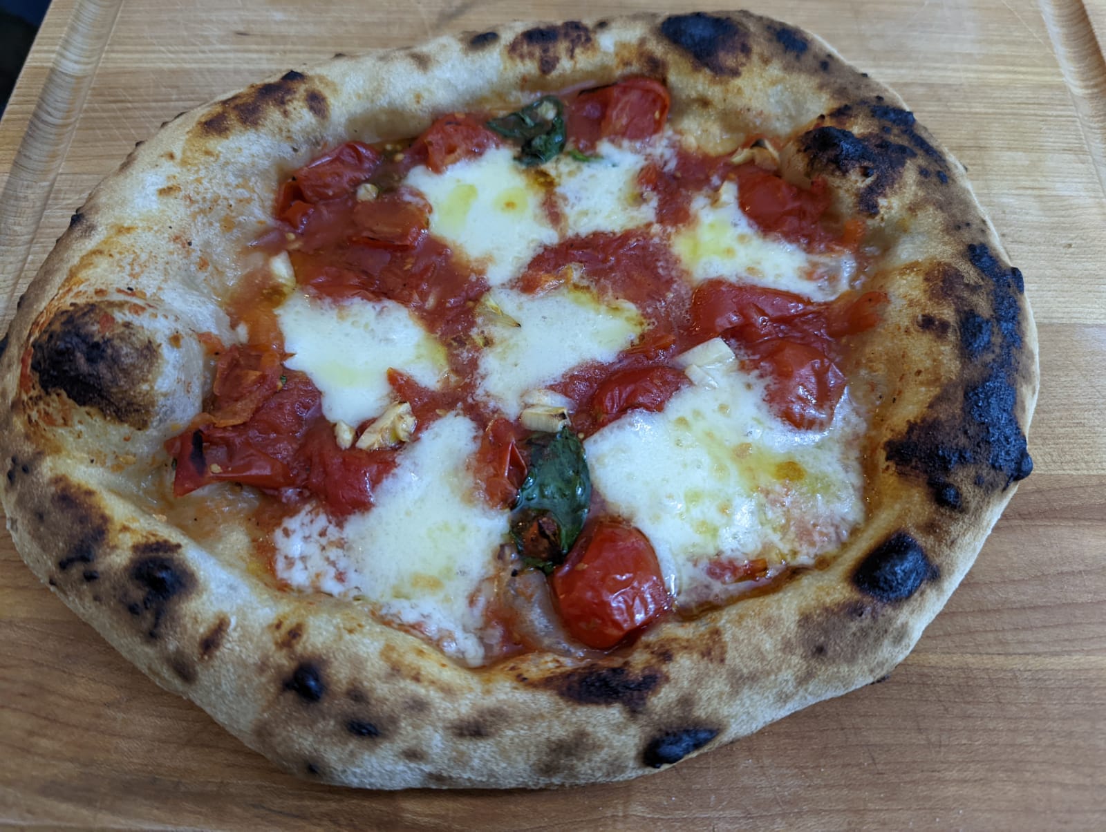 Not enough Breville posts... Buffalo mozzarella, vesuvian tomato sauce ...