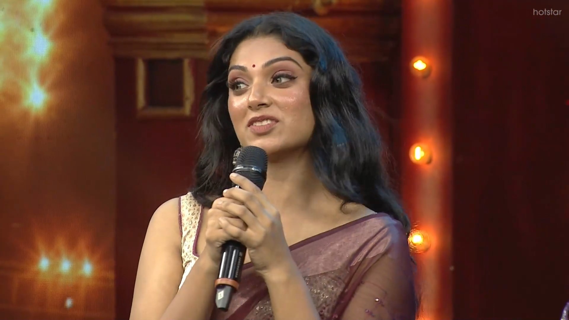 Beautiful Avantika Mohan Hot Navel in Sexy Saree mkv snapshot 00 09 151 ...