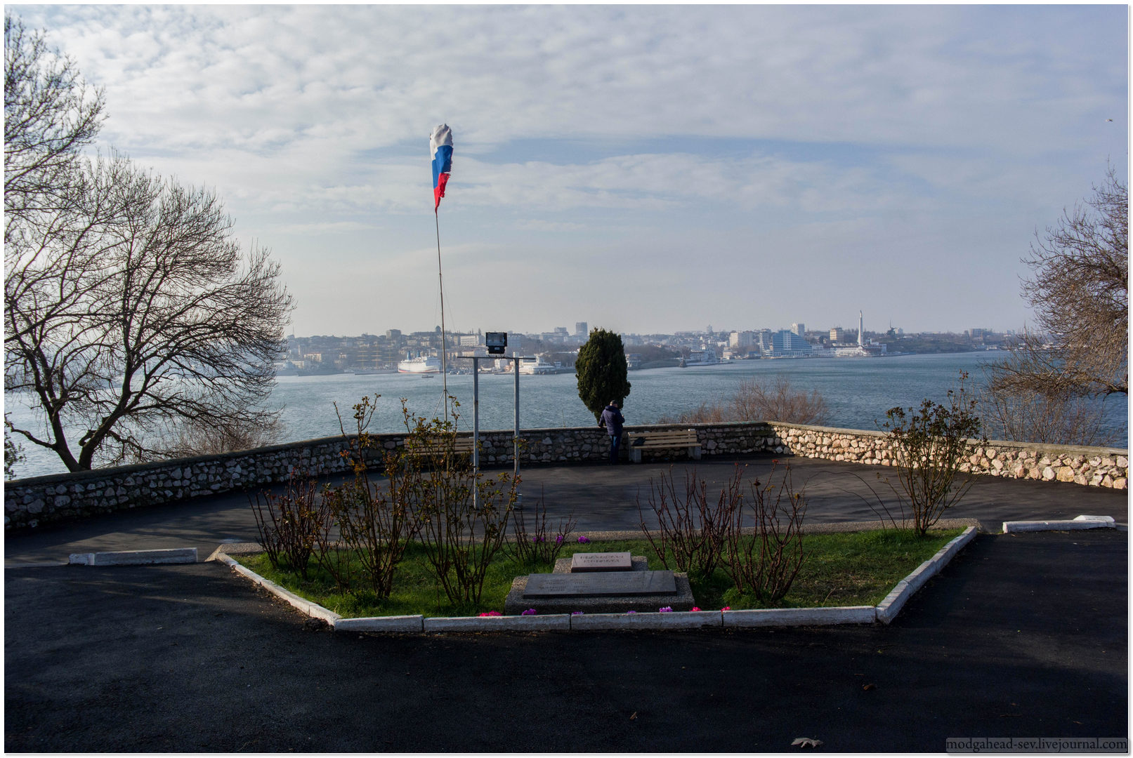 SAM 8013 — Postimages