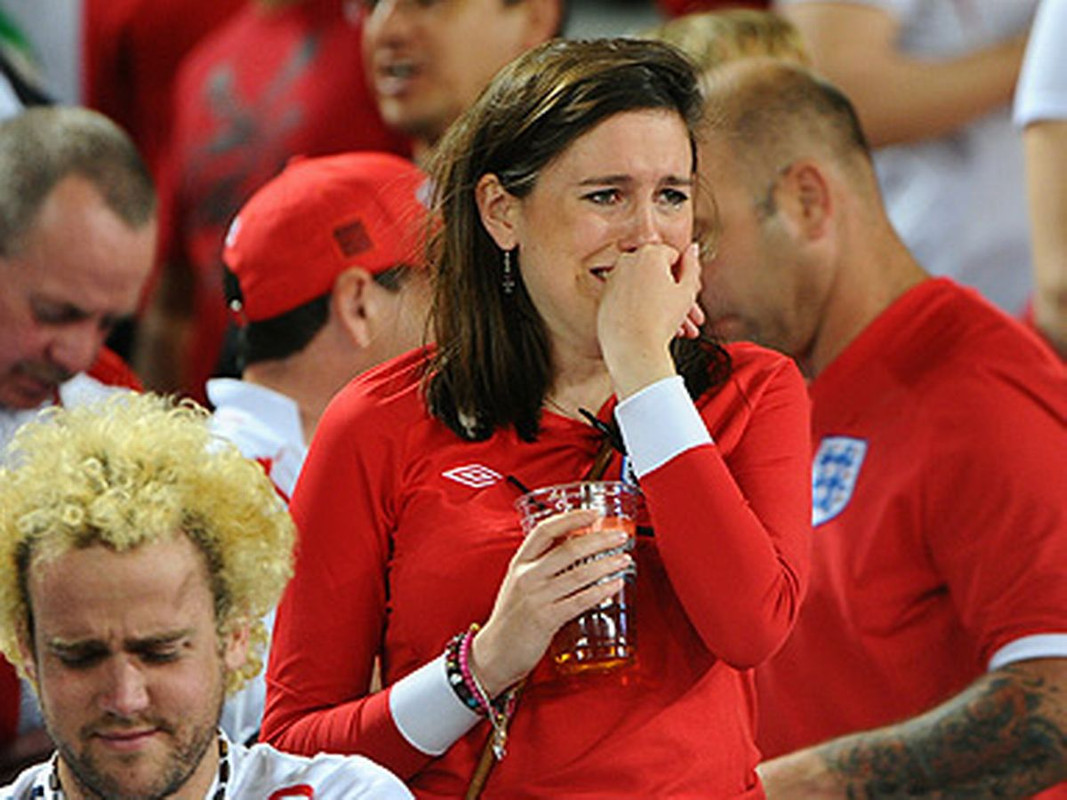 image 4 for heartbroken england fans after our worst ever world cup ...