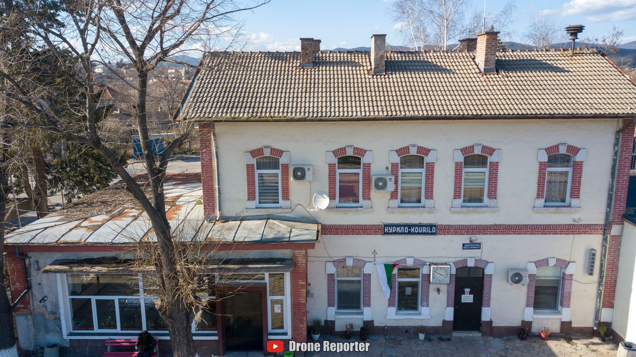 dr Document Name 1 — Postimages