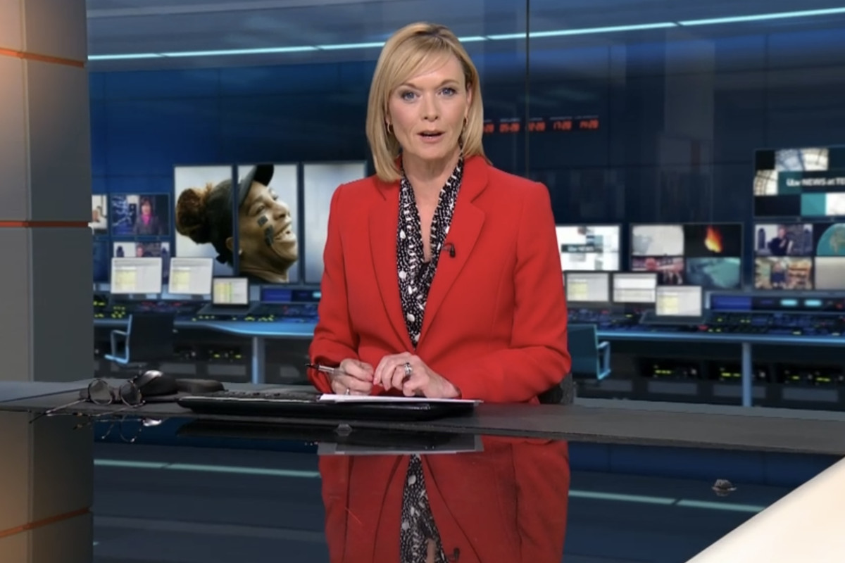 C35 FB280 904 C 4 E8 B BA69 A0 B79 BA02 F3 C — Postimages