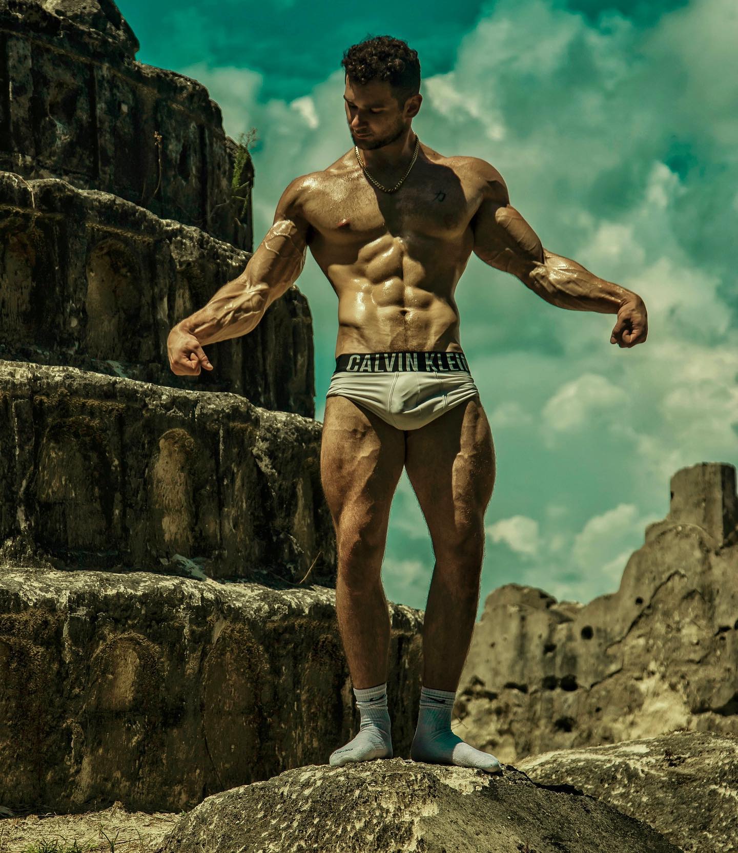 Photo by Luis Rafael📸🌎 in Mount Olympus with calvinklein, zacsthetics1, and ...