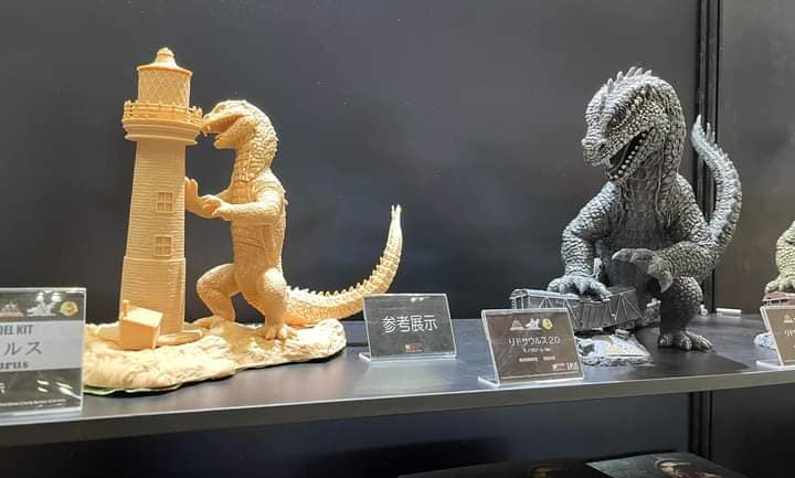 X-plus Revenge of the Creature kit coming! - Page 2