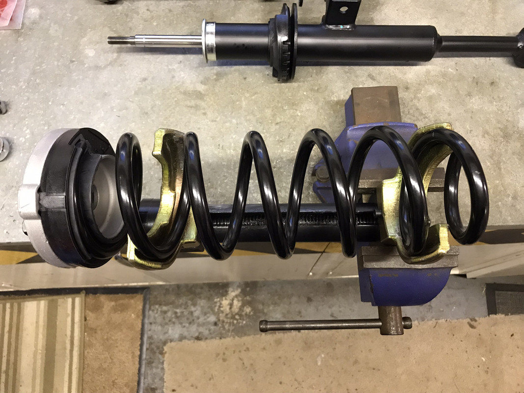 F10 535i DIY - Front Strut building and installation - F10, F11 and F07 ...