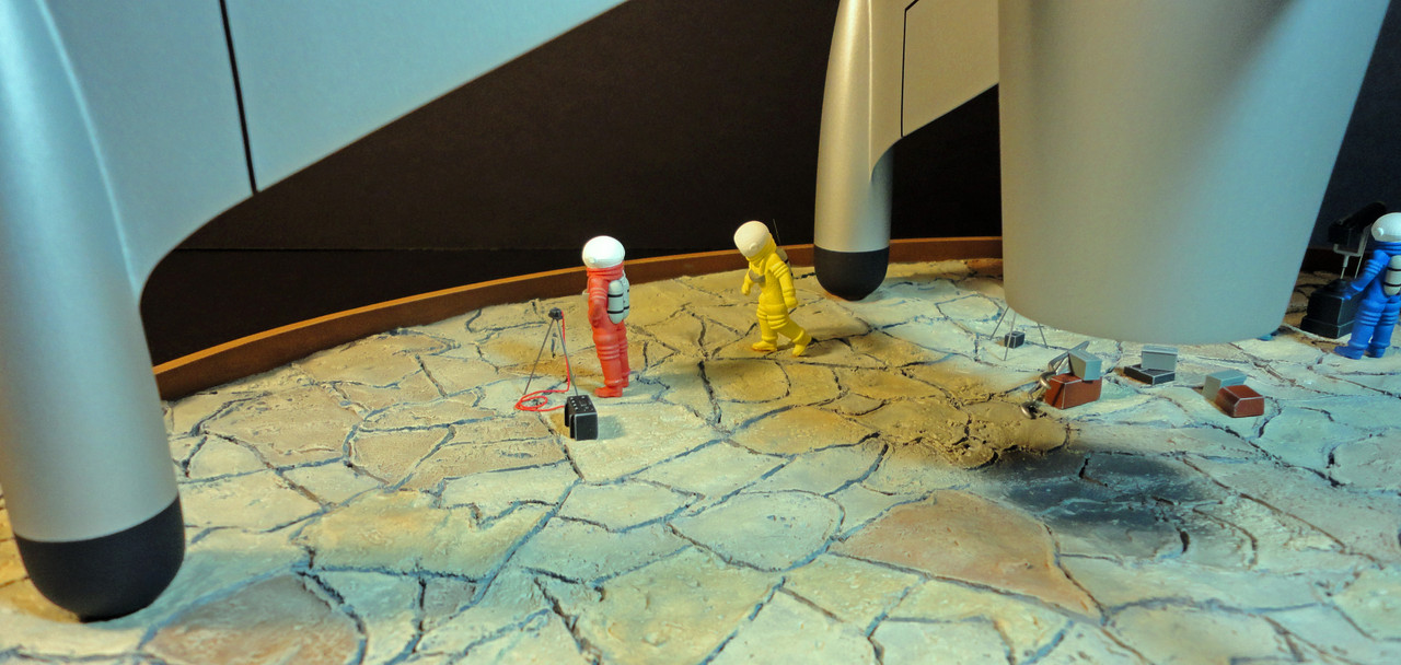 Masterpiece Models 1/48 Scale Luna Spaceship Diorama From the Movie ...