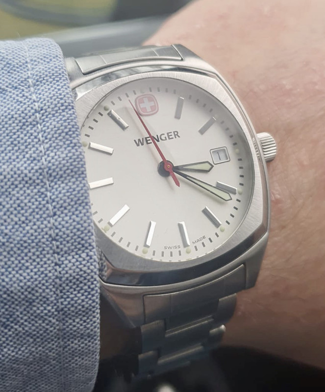 13480 F5 D 028 C 431 E 8 F69 0 AD4 C1 C143 FC — Postimages