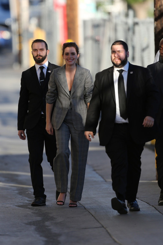 Emma Watson Picture Pub 007 — Postimages