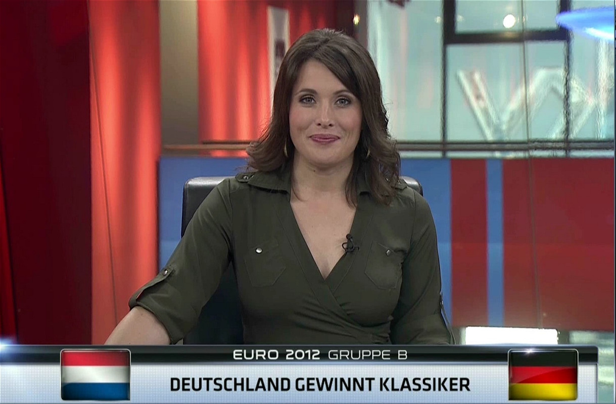 Birgit Noessing sky sport news hd 13 06 2012 pp 08 — Postimages