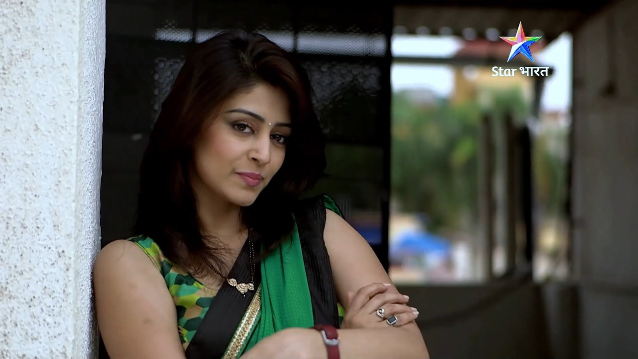 Hot Beautiful lady seducing a guy Savdhaan india Scenes only mp4 snapshot 02 47 285 — Postimages