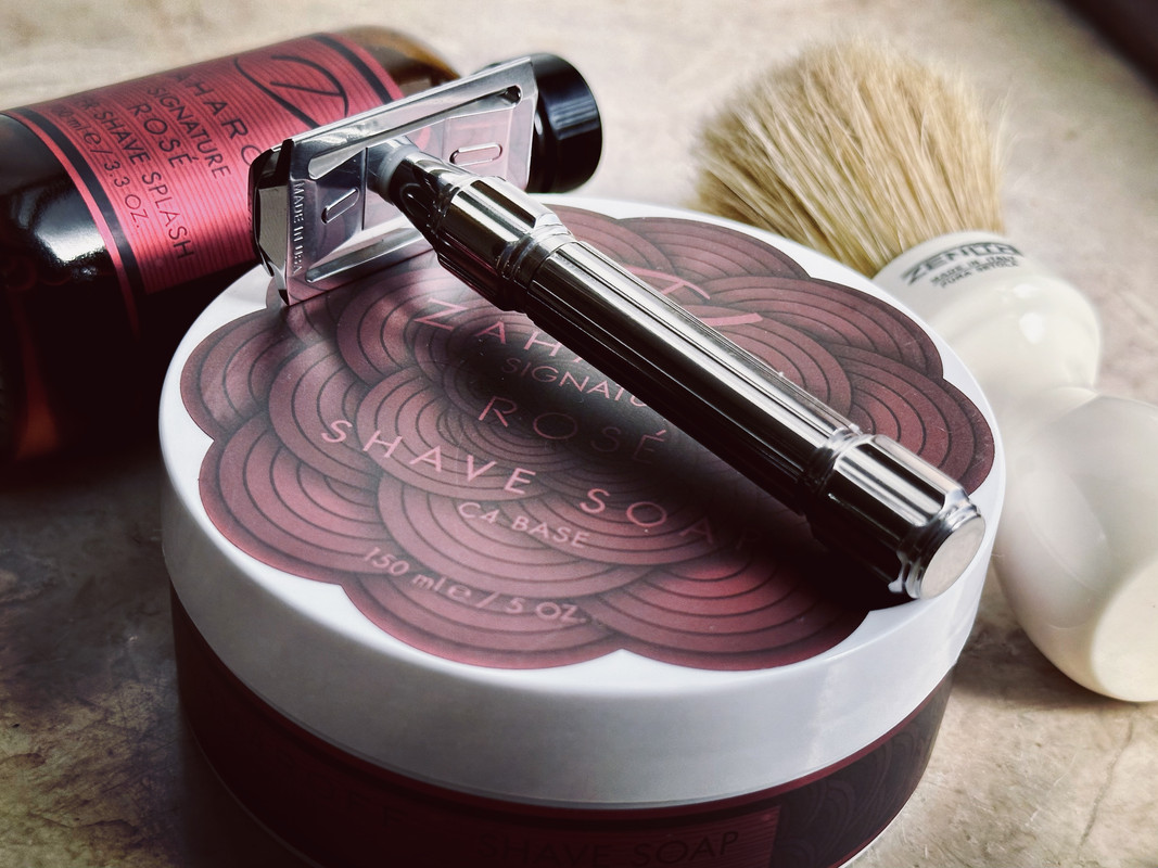 687 C5 ACA F93 E 4 AC9 8 E90 A3 E0082582 B8 — Postimages