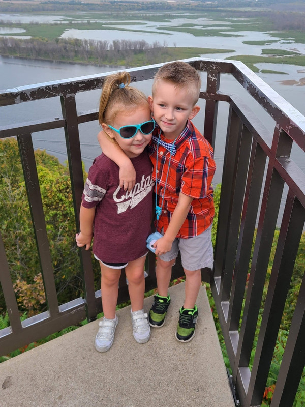 Resized received 3316390978479560 — Postimages