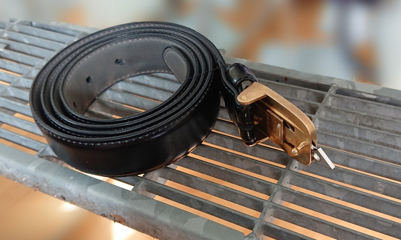 a typical leather belt... male, size 34 buckle, notch — ajb007