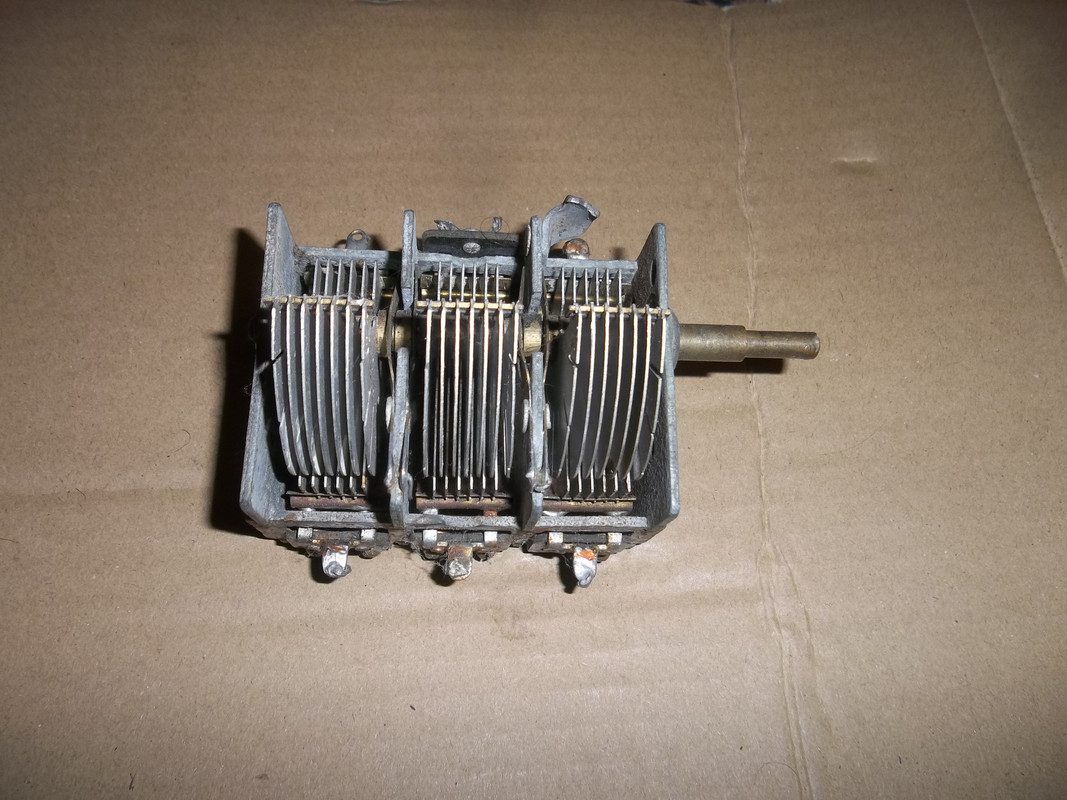 100 8971 — Postimages