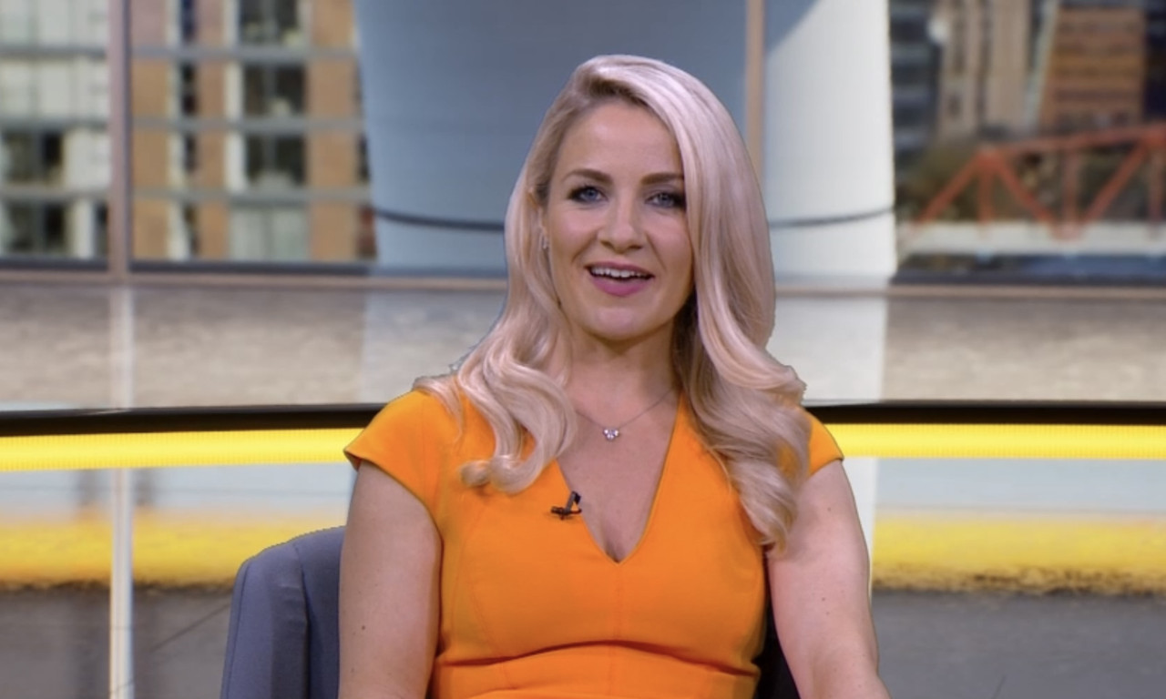 9 A7542 E0 C917 4279 ABC8 E3 A2 AEB4 D436 — Postimages