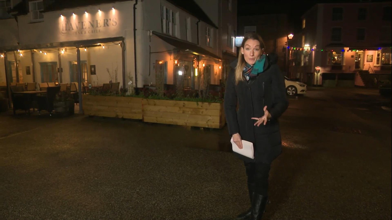 Grace Pascoe 231220 mp4 snapshot 03 46 [2020 12 23 20 53 58] — Postimages