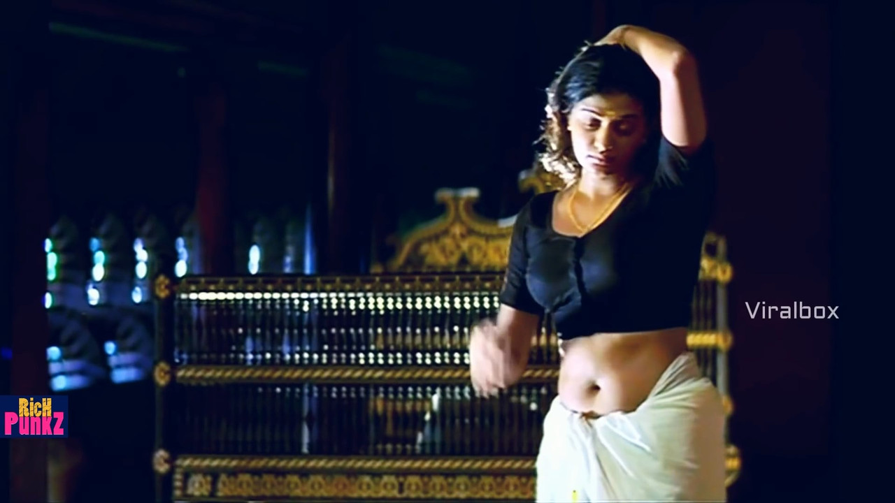 Priyamani At Thirakkatha Saree Removing Hot Scene mp4 snapshot 00 06 708 Postimages