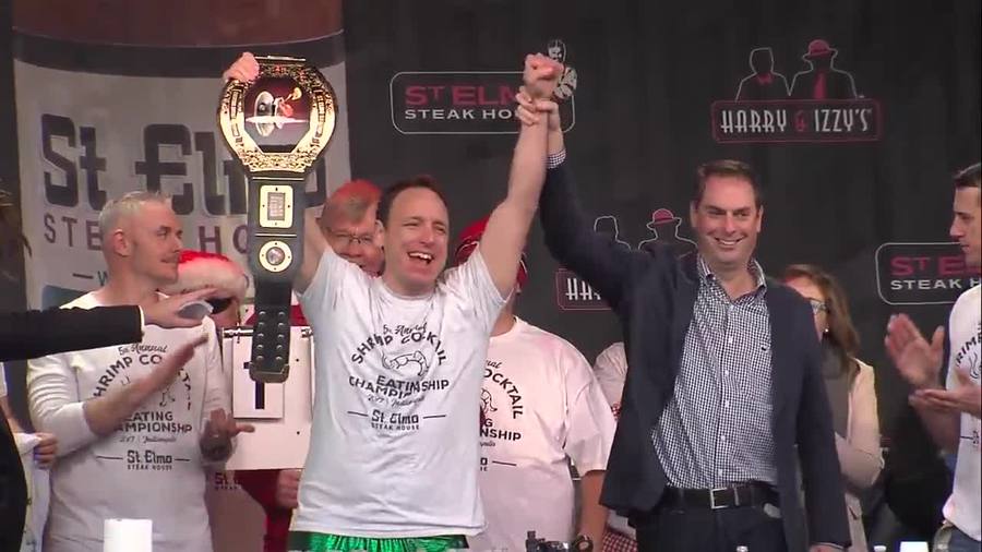Joey Chestnut Shrimp Eating Contest OP 23 CP 1512250049580 732 — Postimages