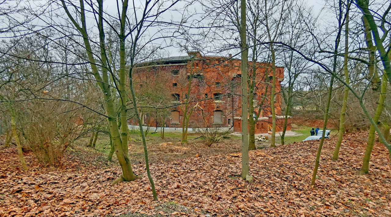 Fort 31 04 — Postimages