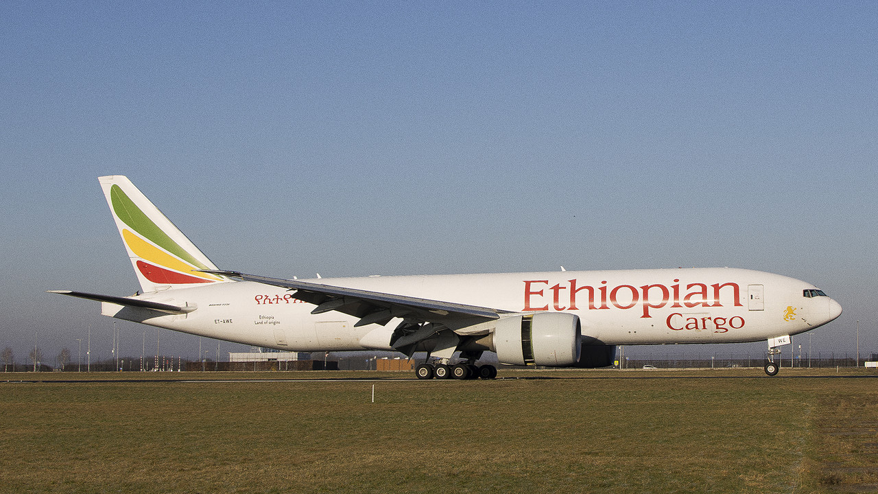 B777 F60 ETAWE ETHIOPIAN AIRLINES CARGO EHBK 250217 — Postimages