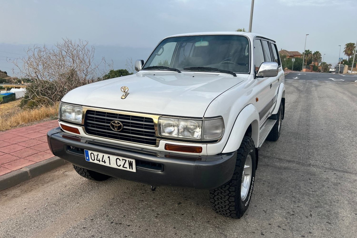 00 01 Toyota Land Cruiser 01 0518 — Postimages