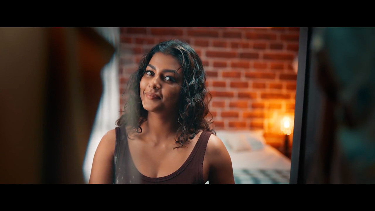 Anisha ambrose hot song 00 00 36 16 Still015 — Postimages