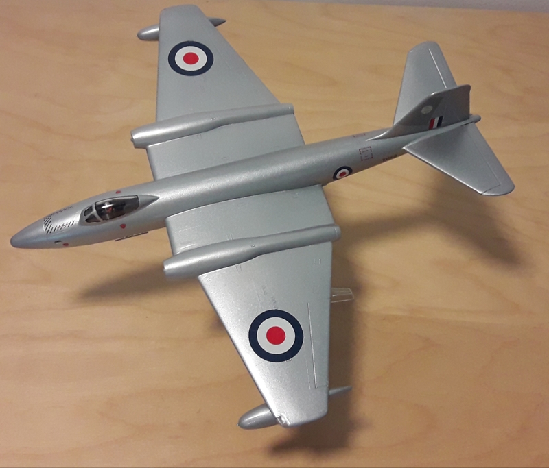 Matchbox Canberra PR9: XH168 58 Squadron RAF Wyton c.1963 - Ready for ...
