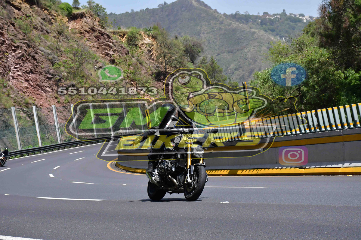 CH2 3033 — Postimages