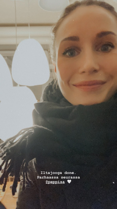 Happy Sanna : r/SannaMarinNSFW