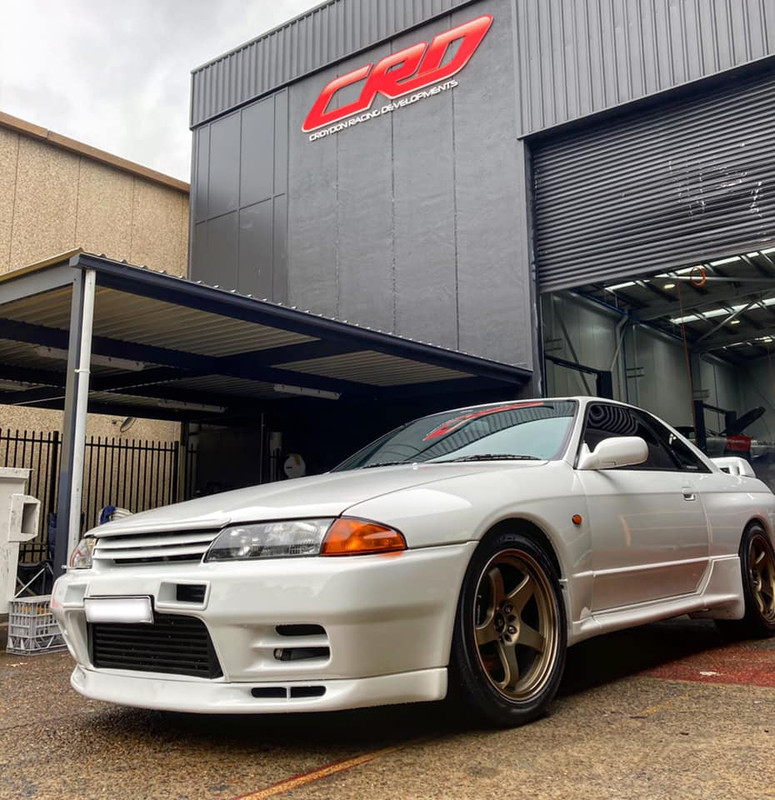 cream white R32 GTR — Postimages