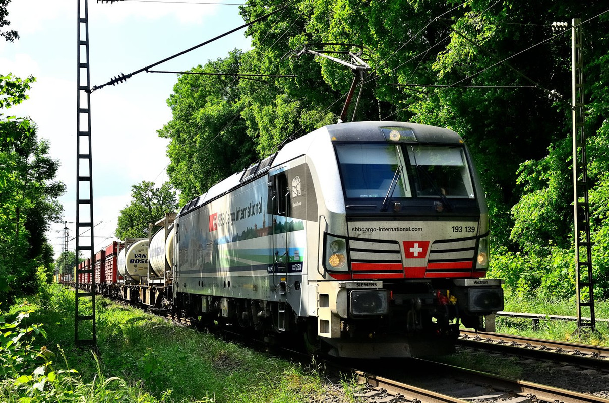 193 139 — Postimages