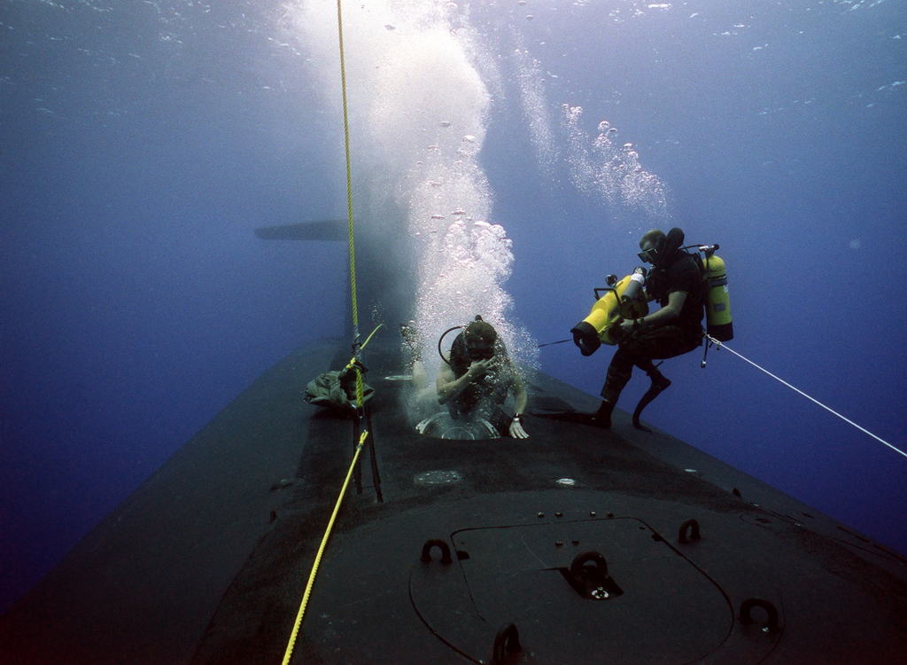 Submarine Lockout Trunk