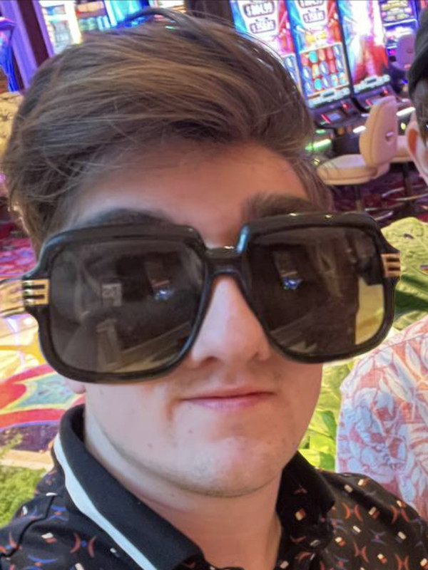 DC229769 0168 47 E4 89 E8 B34 A859 DE61 D — Postimages