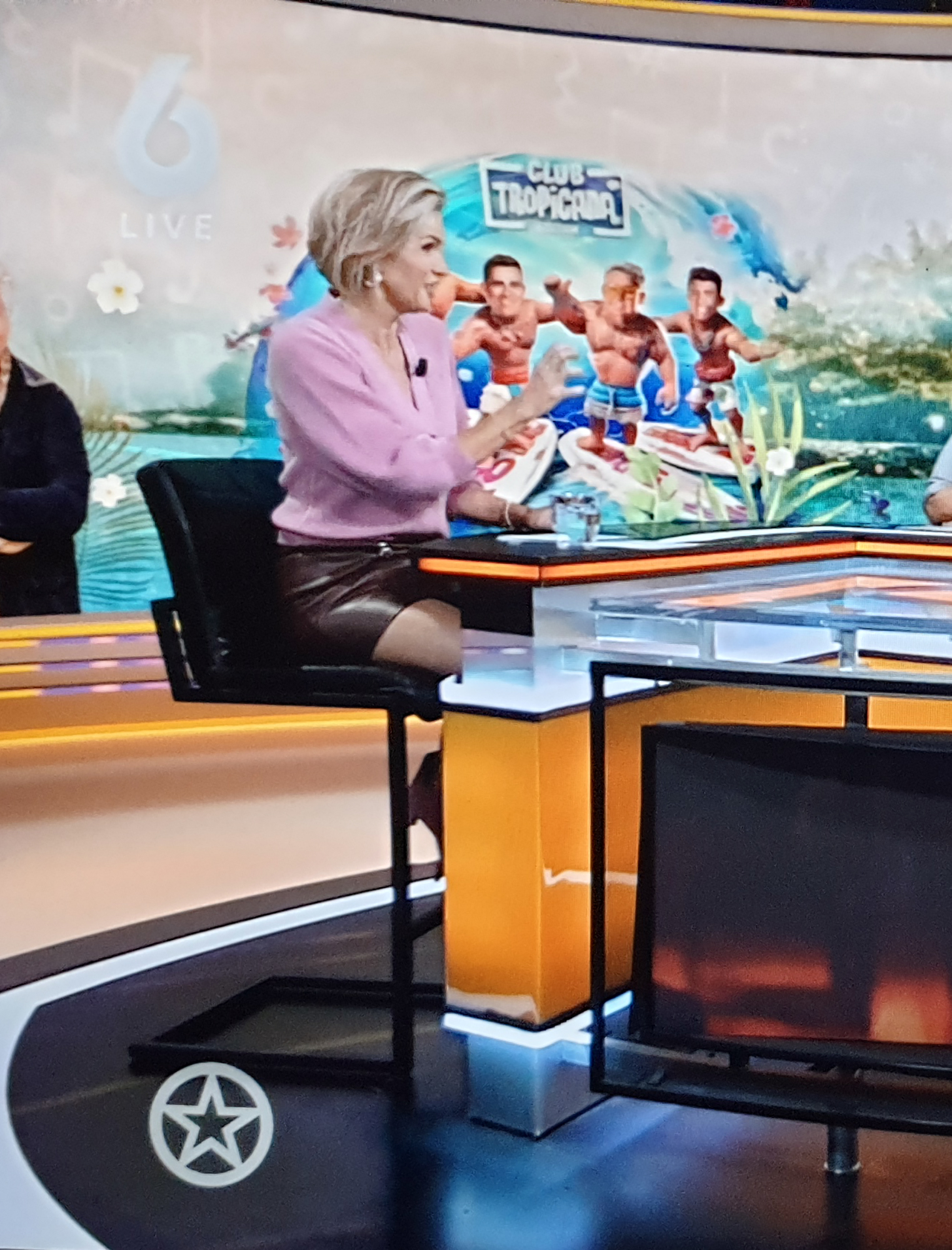 Tooske Ragas 20231017 072725 11 — Postimages