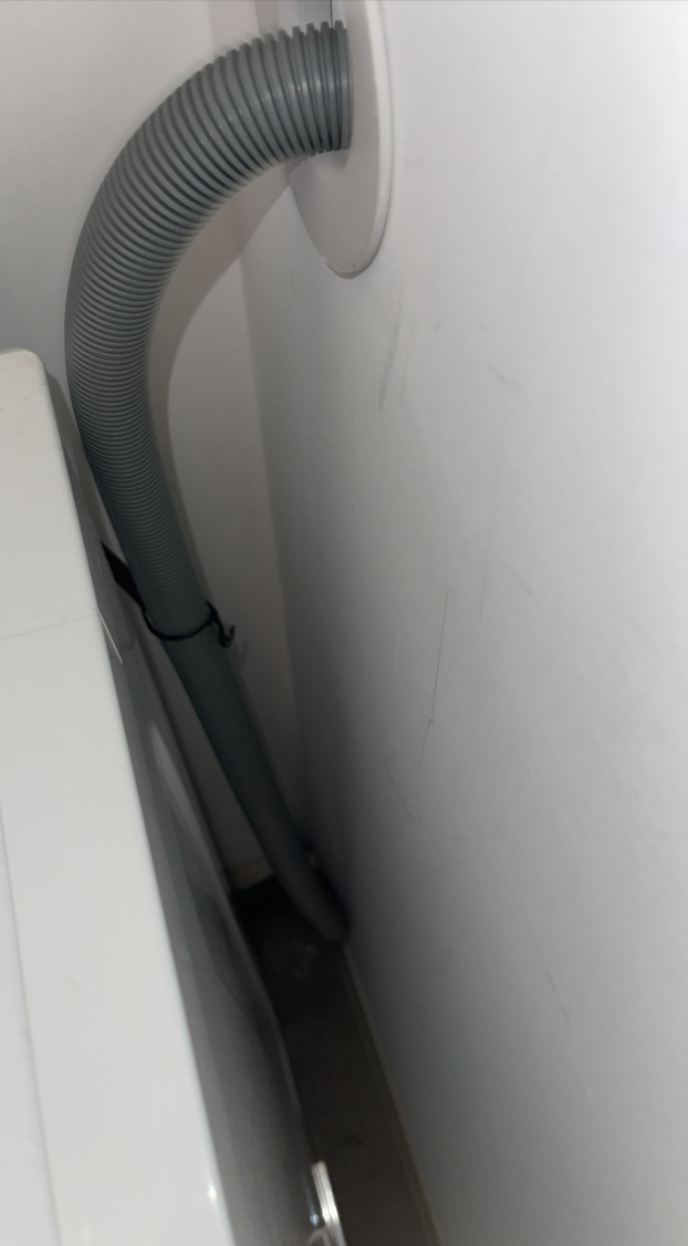 pipe tied — Postimages