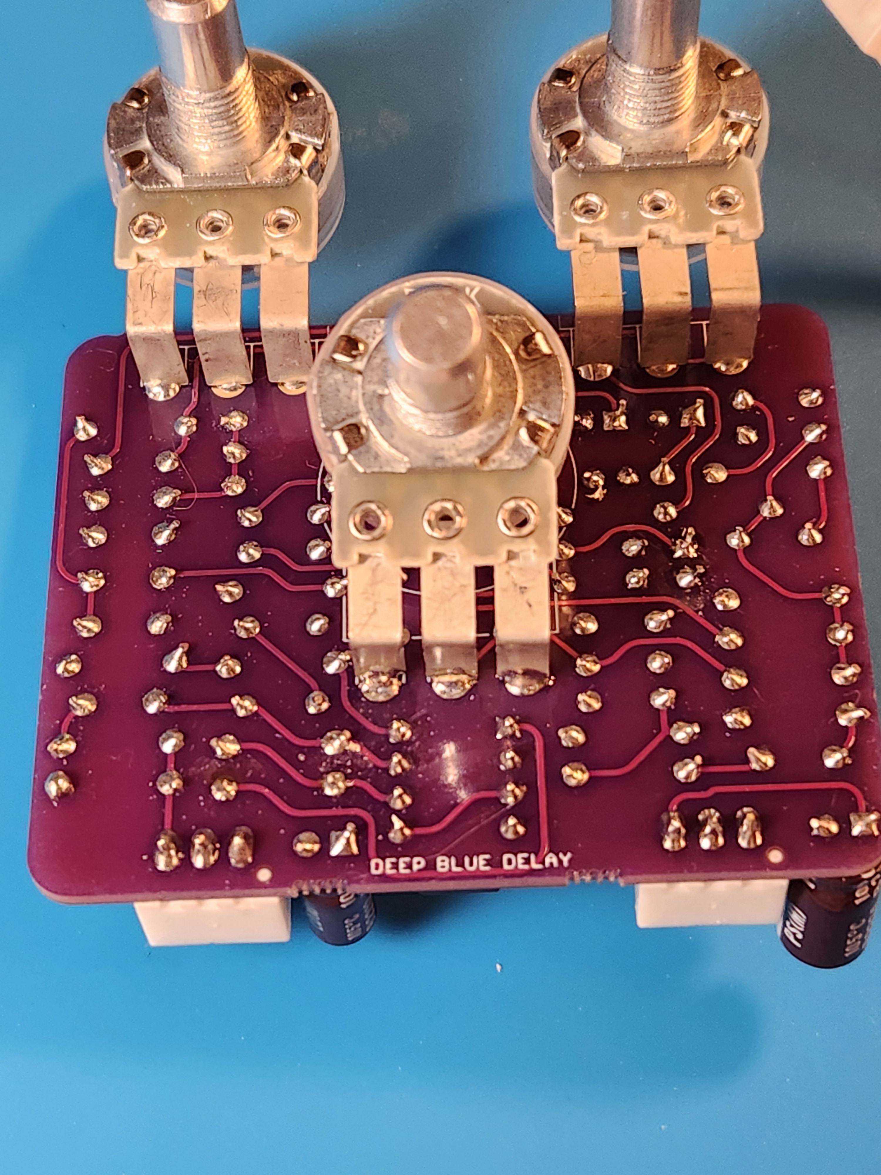 Aion FX Vector Main PCB Bottom — Postimages