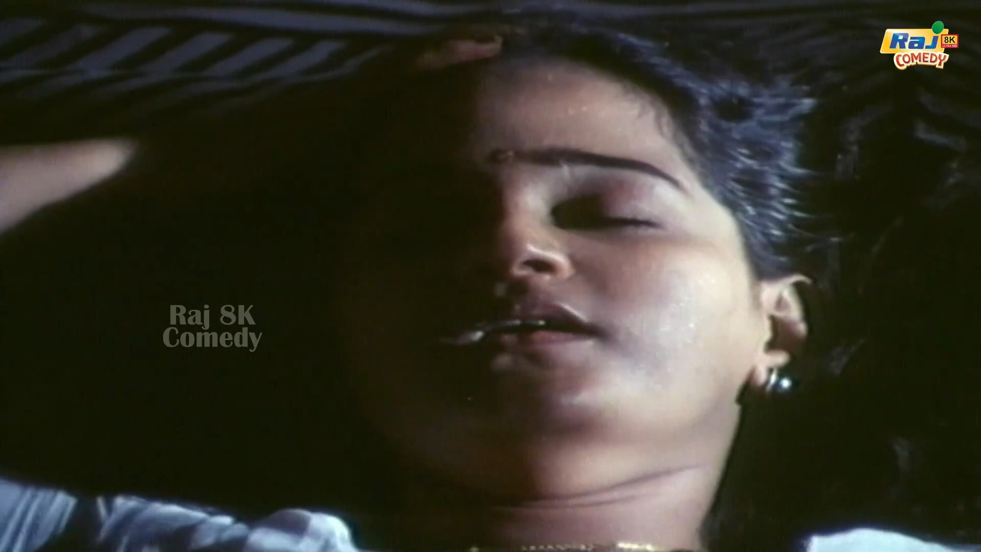 Pallavi , Jayamala Baby Swarnalatha hot scenes Uruvam Movie mp4 snapshot 03 47 500 — Postimages