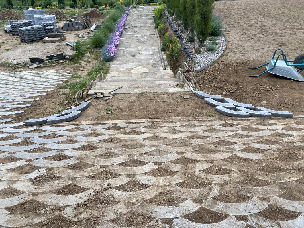 D84 E605 C 870 F 4 D5 C A356 4754 BAB5 B4 DF — Postimages