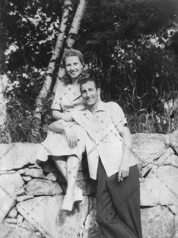 6 0 B& W W — Postimages