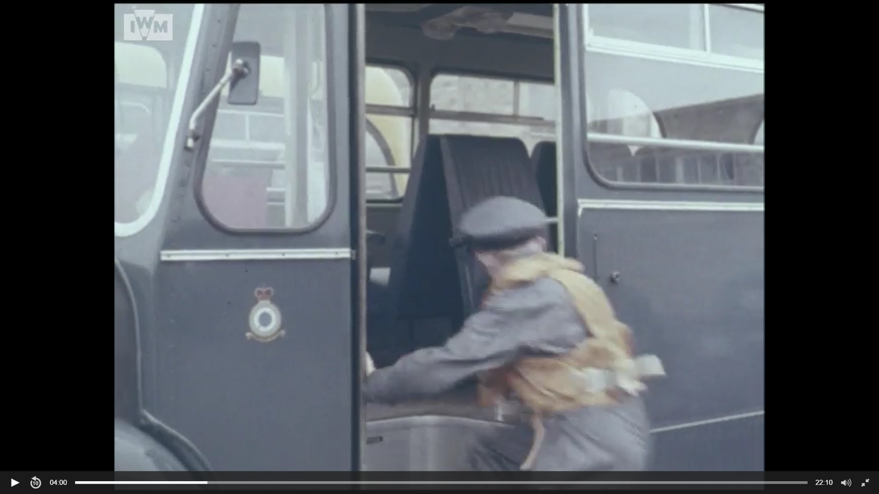 RAF Bedford V-bomber crew bus - Manufacturer News - Britmodeller.com